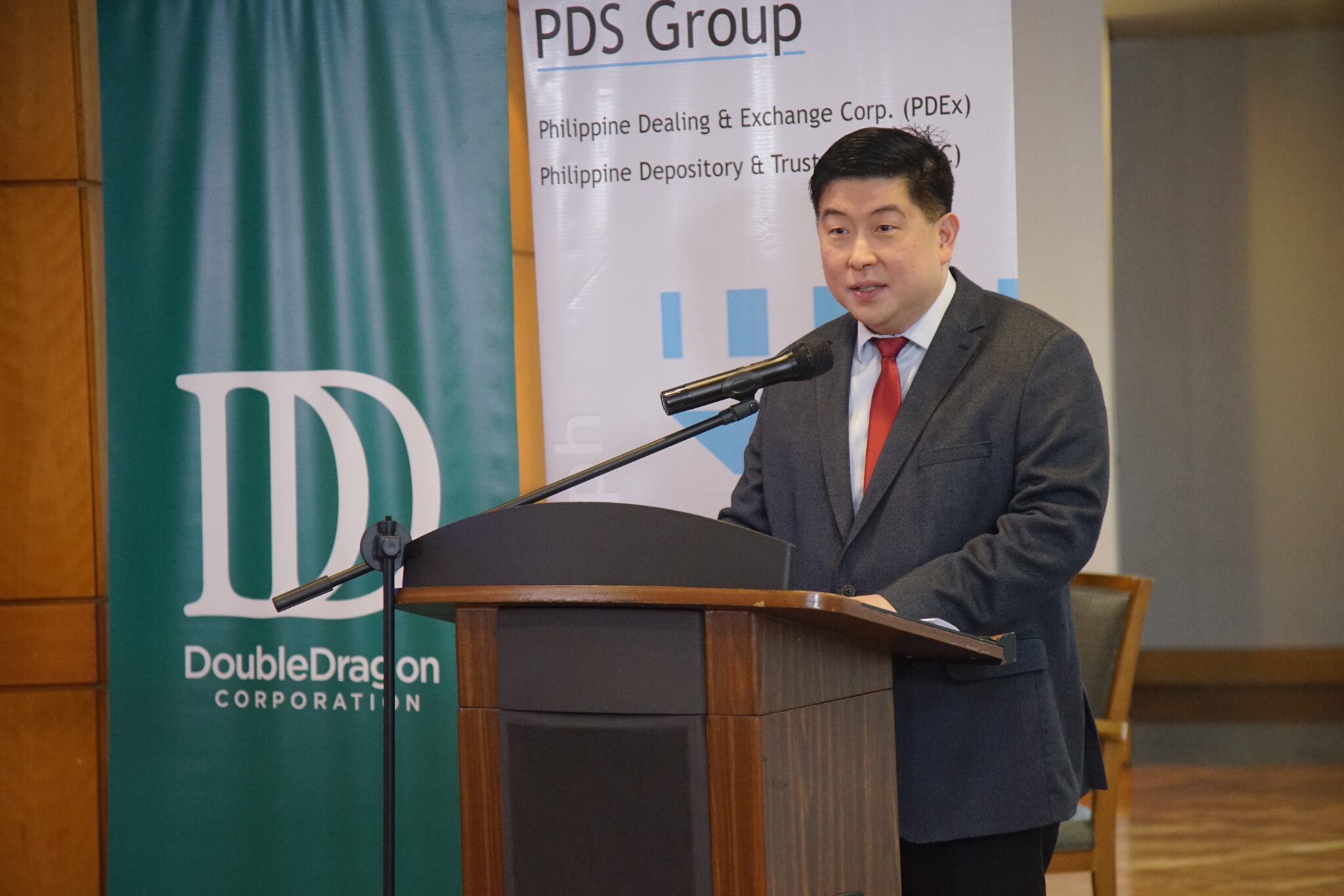 Injap Sia: Entrepreneur Redefining Success with Vision